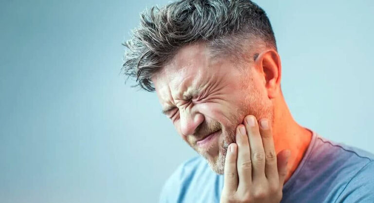 5 Uncommon Dental Implant Infection Symptoms You Might Not Recognize